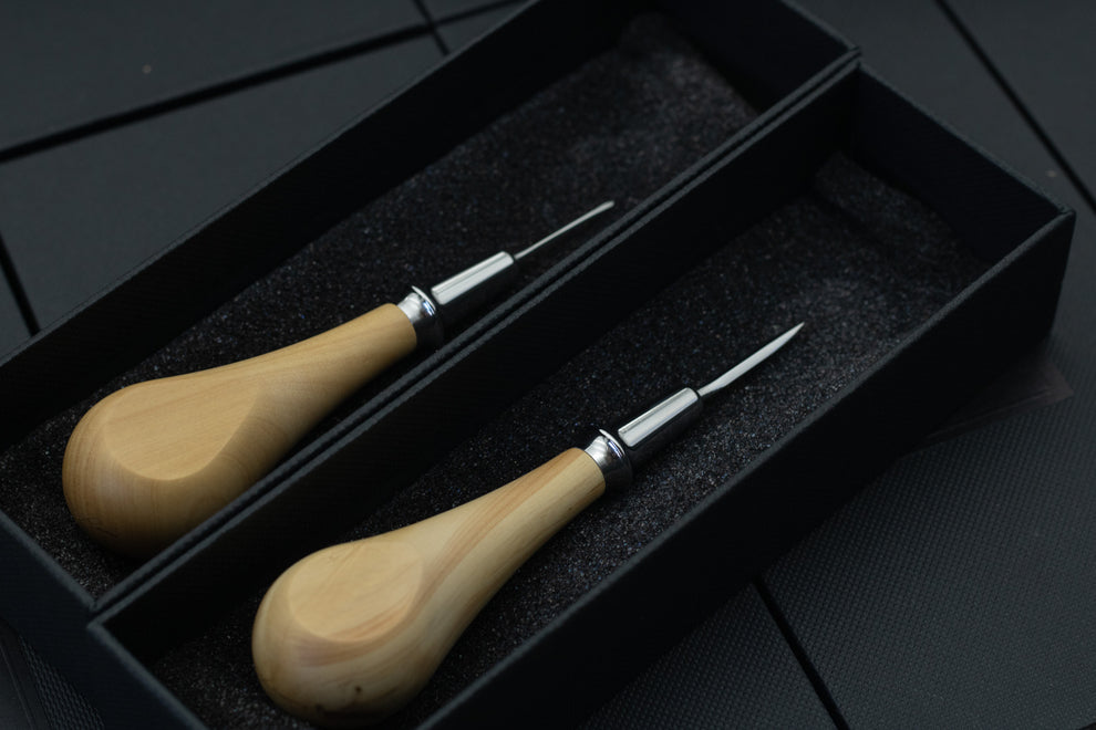 Amy Roke Stitching Awl – Van Dijk leather supplies